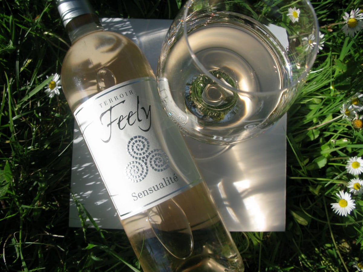 Special offer summer rosé and red - Château Feely organic wine, tours ...